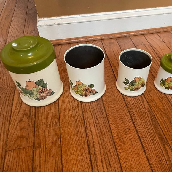 Vintage | Kitchen | 4 Vintage Kitchen Food Storage Round Stackable ...